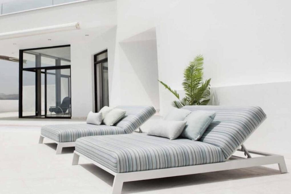 Bite Sun Lounger Double von Divano Lounge – Luxus-Doppelliege – spoerks.at